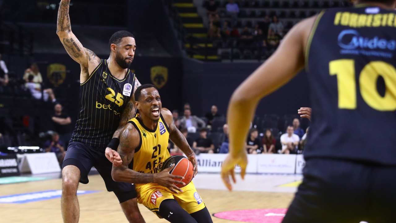 ΑΕΚ – Άρης 87-81: Αγχωτικό πρώτο βήμα