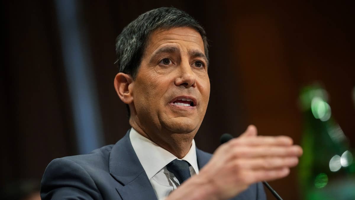 Inflation drives rate-cut debate at Warsh's first Fed meeting as chair
