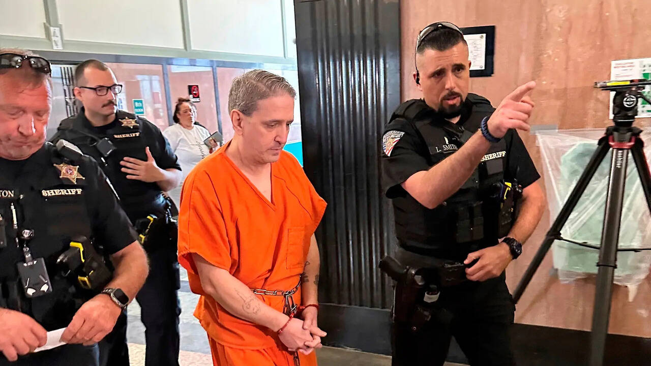 Richard Glossip granted bond while awaiting retrial in 1997 murder case