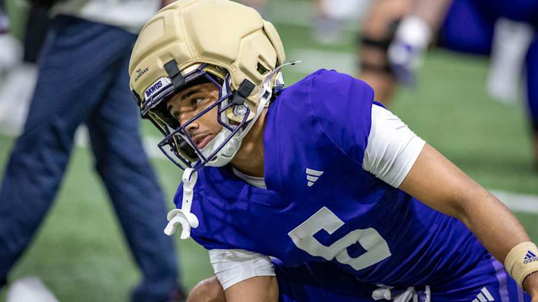 UW roster review: Ignore one play and James had nice debut