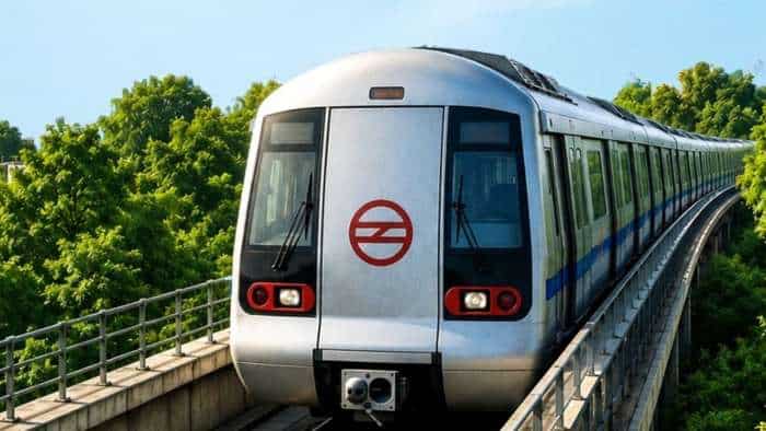 Big news for Delhi metro users! DMRC to run hydro-powered shuttle bus ...