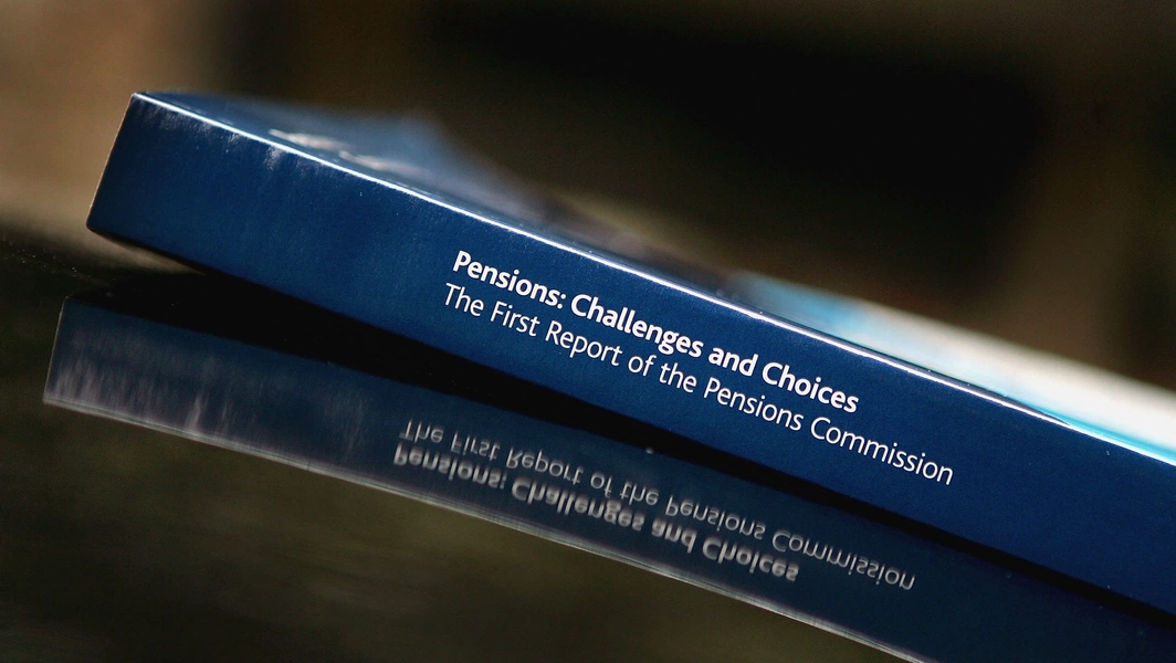 Report warns 12.2m UK adults risk pension poverty