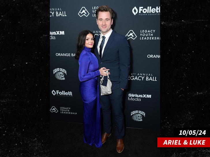 Ariel Winter is single, broke up with boyfriend Luke Benward last year