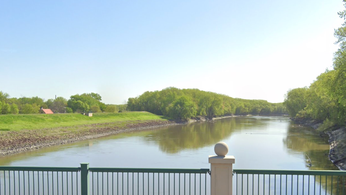 Body of swimmer last seen entering Minnesota River in Chaska recovered