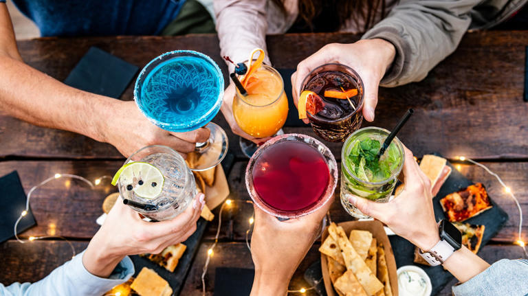 The signal you should never make at a bartender – it's just plain rude