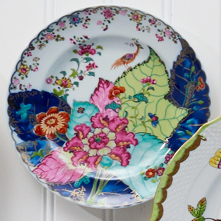 7 vintage tableware pieces antiques dealers are always searching for