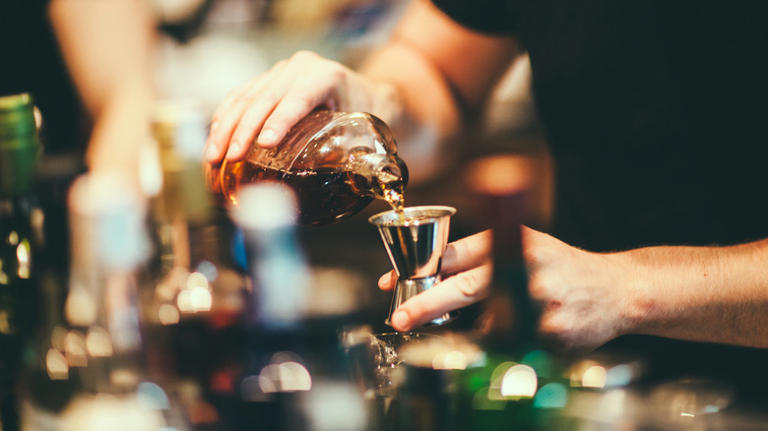 The signal you should never make at a bartender – it's just plain rude