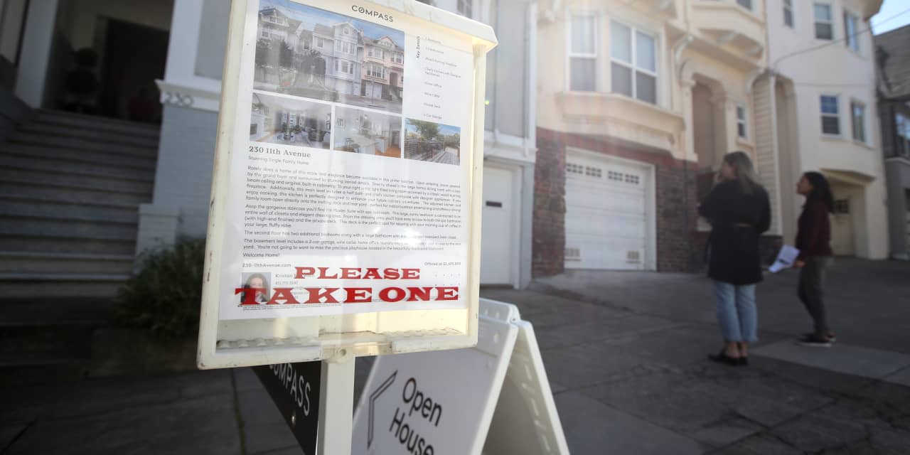 Mortgage rates tick lower to 6.36%. Here’s why the decrease probably ...