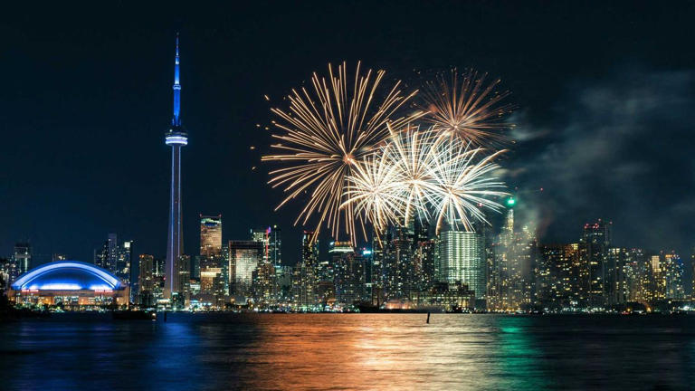 Here's everything that's open and closed in Toronto on Victoria Day