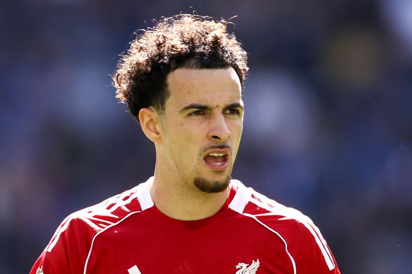 Curtis Jones makes declaration over Liverpool midfield role - 'I am ...