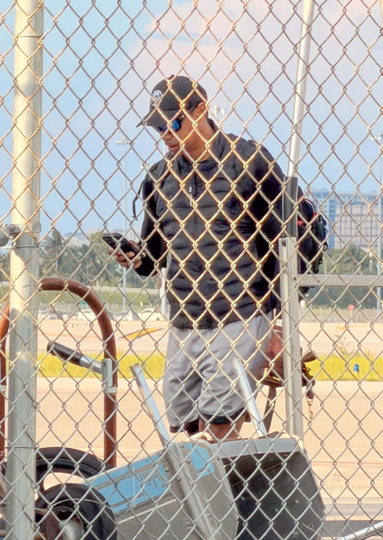 Tiger Woods back in Florida after rehab in Switzerland, photos show