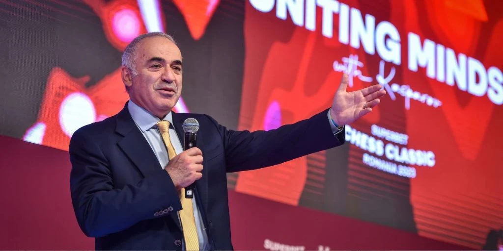 Garri Kasparov: Ryska eliter kan vända sig mot Putin