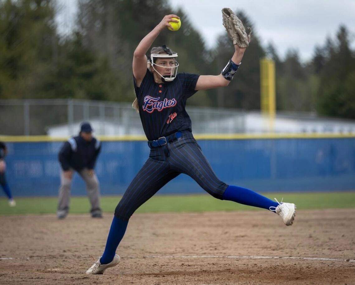 'Ace of the staff': G-K's Brooklyn Pettit guides Eagles to district's ...