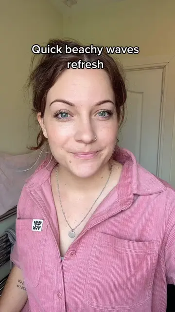 Quick beachy waves with two simple sprays
