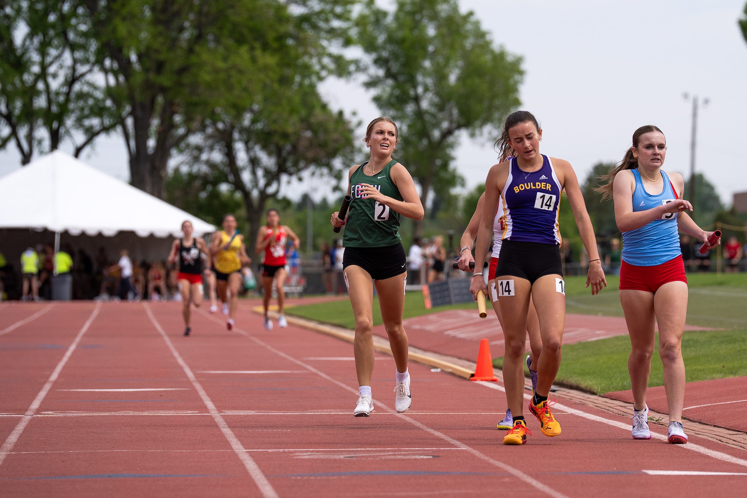 Live: Relay teams, hurdlers earn high seeds at Colorado state track meet