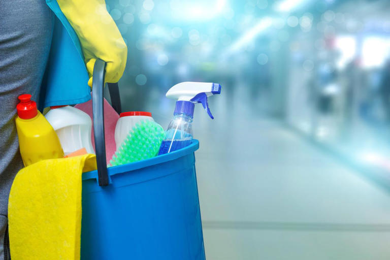 Alerta: descubra o que produtos de limpeza podem causar à saúde