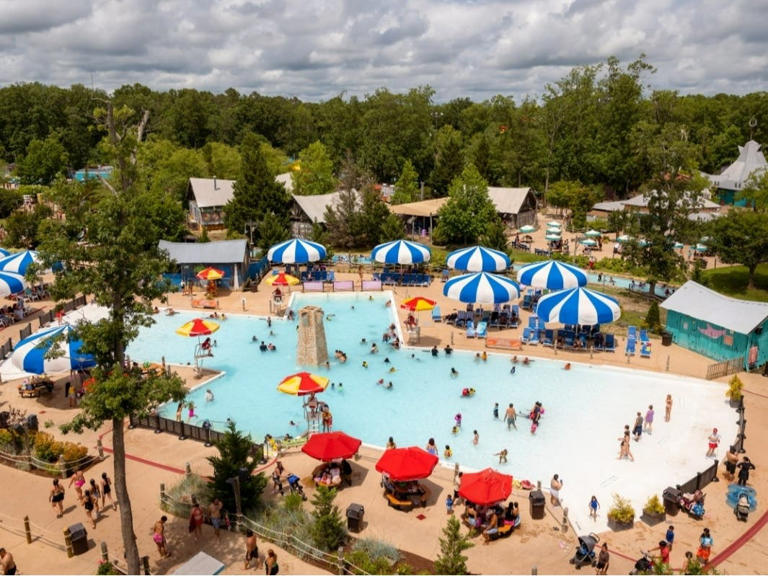 Hurricane Harbor seeks lifeguards, aquatics staff for 2026 season