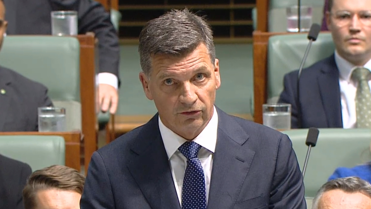 Opposition replies to federal budget