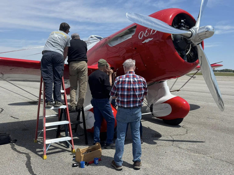 Mid America Flight Museum's Gee Bee QED II flies!