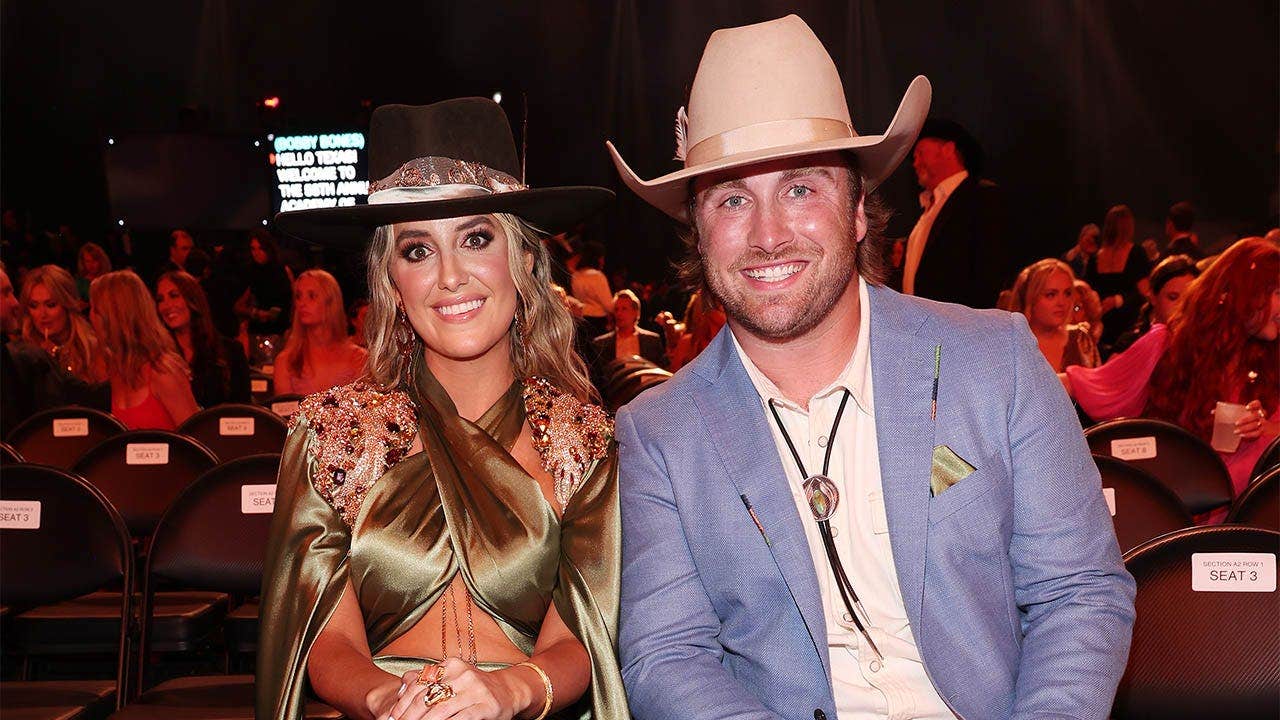 Lainey Wilson marries Duck Hodges in 'dream' Tennessee waterfall cave ...