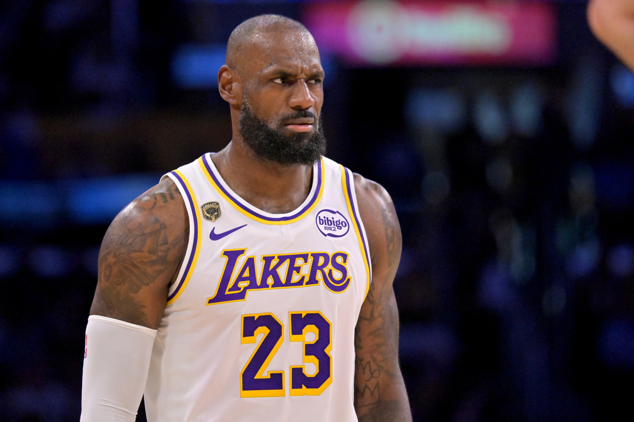 LeBron James reportedly upset with Lakers for wild reason
