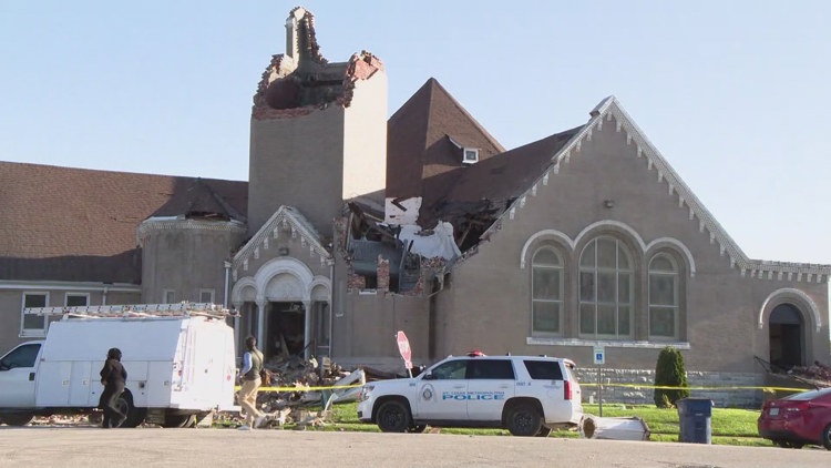 Man sues St. Louis over tornado sirens after church collapse killed wife