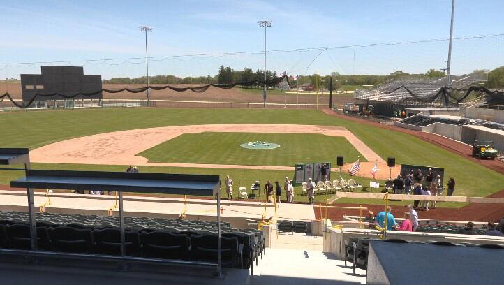 Voting opens to name the Field of Dreams ballpark’s new baseball team