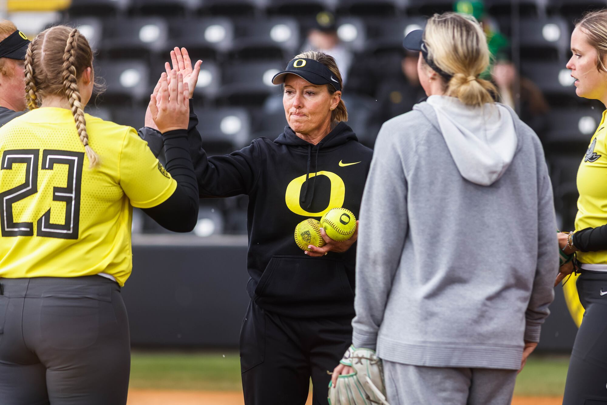Oregon softball counts on 'Janesanity' as Ducks host Eugene Regional