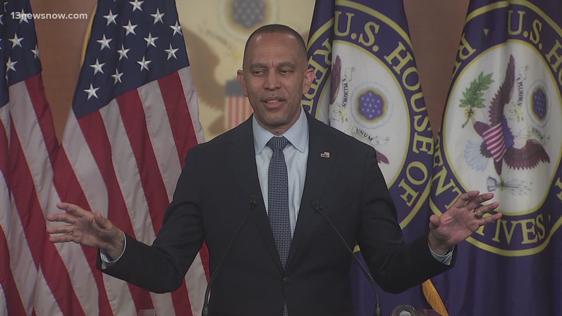 House Minority Leader Hakeem Jeffries on Virginia's redistricting battle