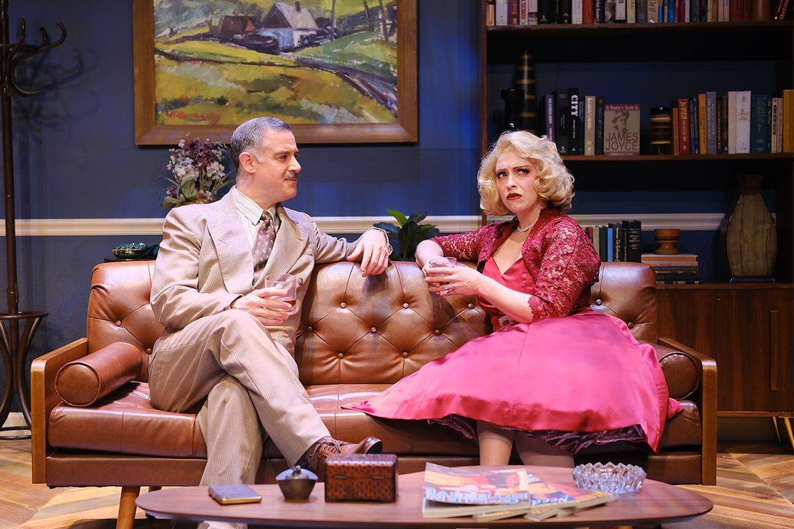 Actors' Playhouse's dials up classic ‘Dial M for Murder' in an updated ...