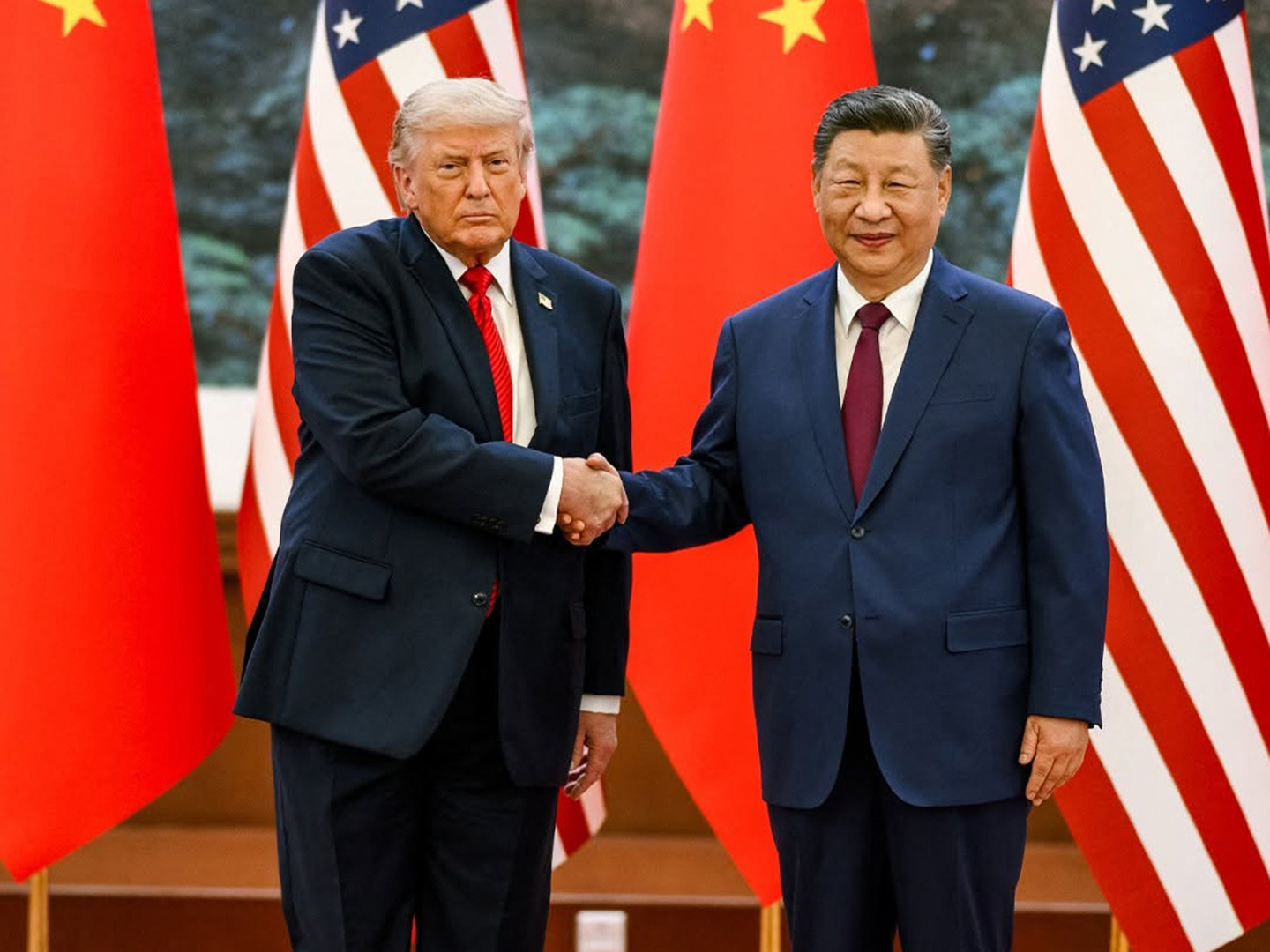 Hot mic moment captured at Trump’s summit in China