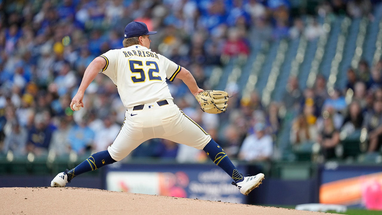 Brewers top Padres 7-1, Harrison pitches 5 shutout innings