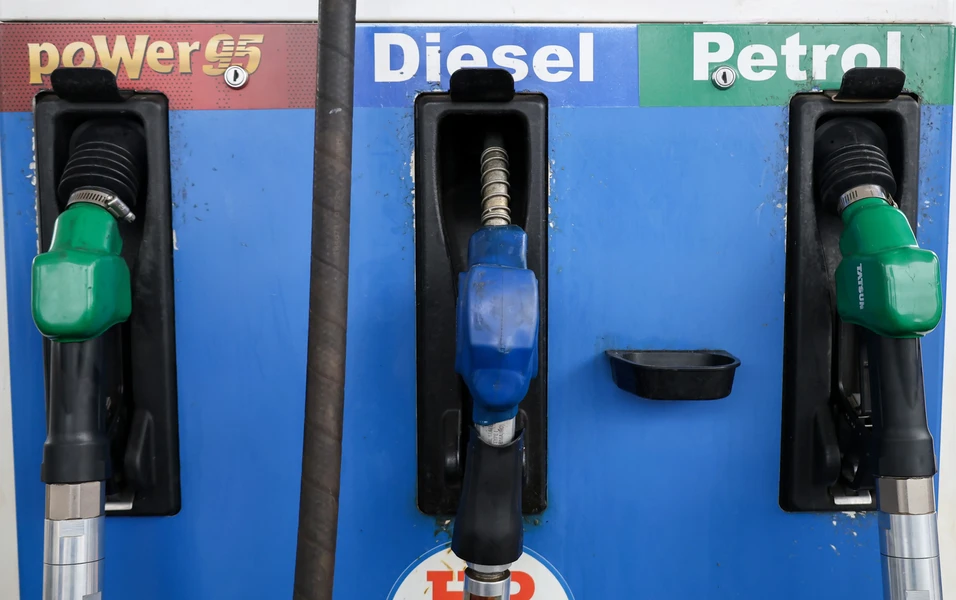PM Modi leads by example with fuel-saving convoy cuts