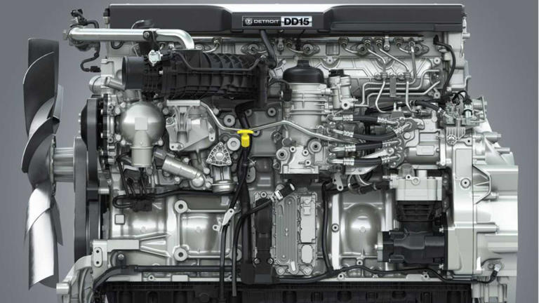 Detroit DD15 engine: The 14-liter six-cylinder that makes 1,850 lb-ft ...