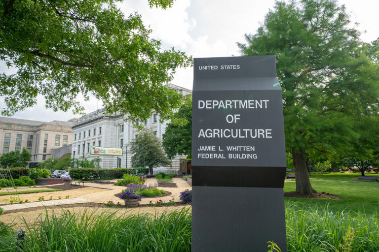 USDA relocates 200 food safety employees to Iowa, Georgia and Colorado ...