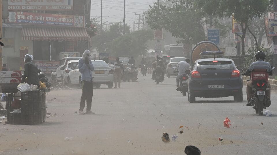 Delhi braces for dust storm fury: IMD issues orange alert, winds ...
