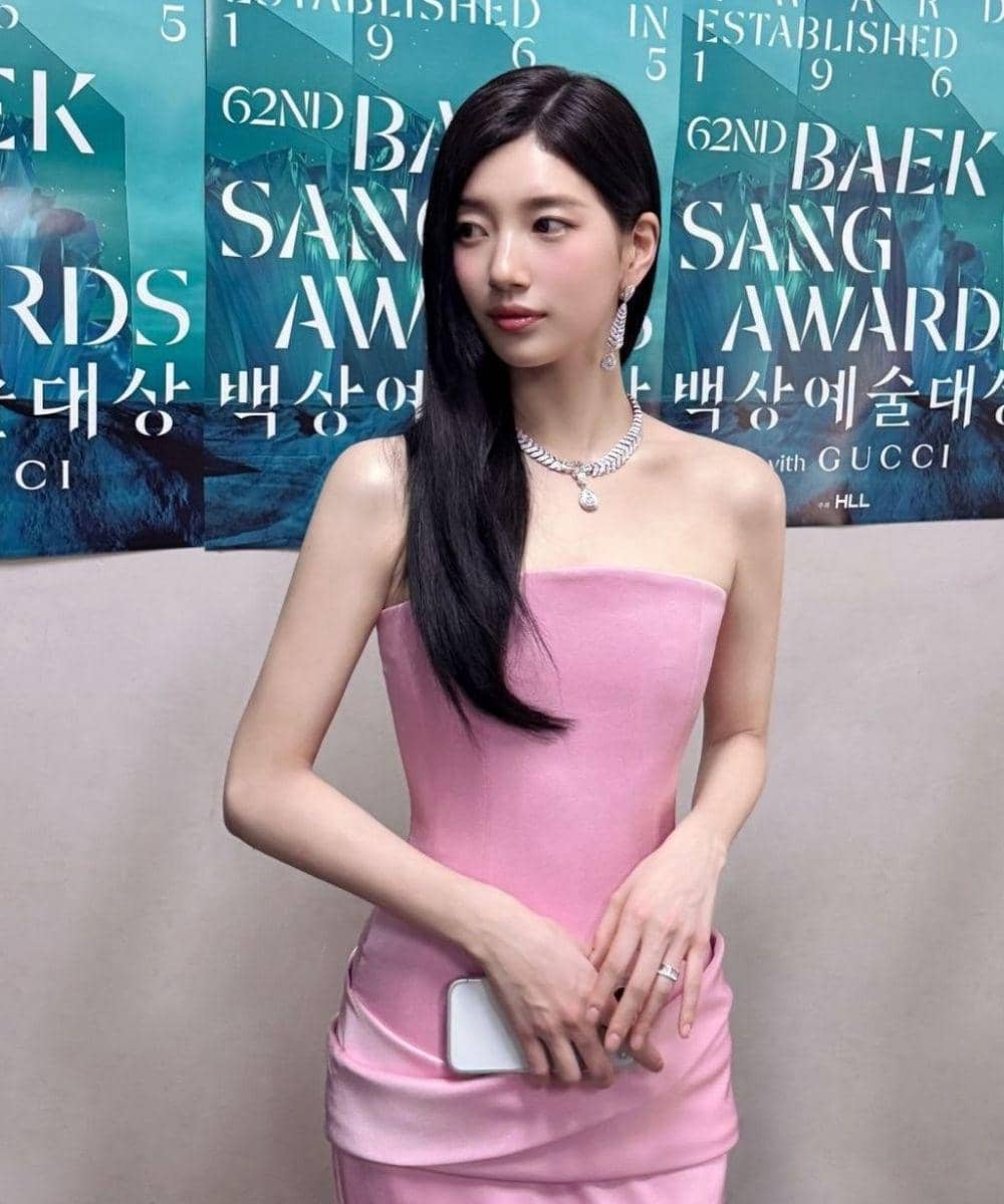 Lihat Gaya Suzy & Yoona dalam Gaun Kembar di Baeksang Arts Awards 2026 ...