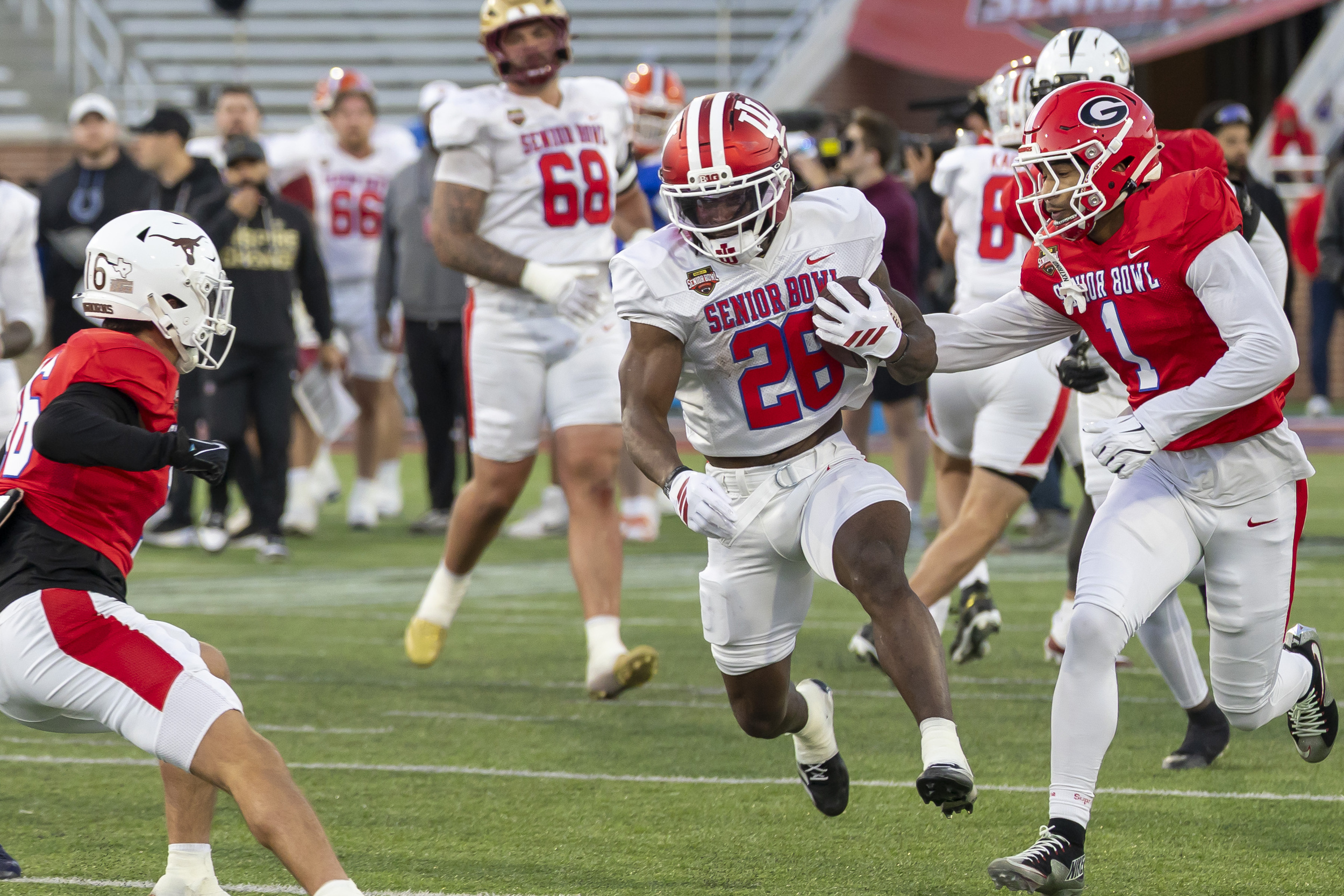 Knee concerns led to RB Jonah Coleman falling to round 4