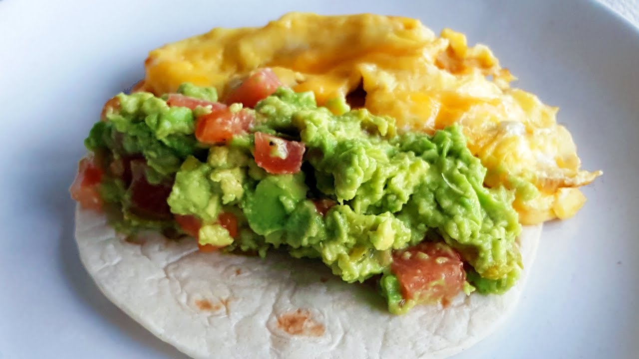 Easy egg & avocado breakfast taco | Quick & delicious recipe!