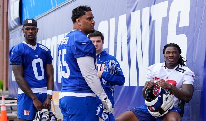 The Giants are on a roll: Two NFL experts predict they'll win the 2027 ...