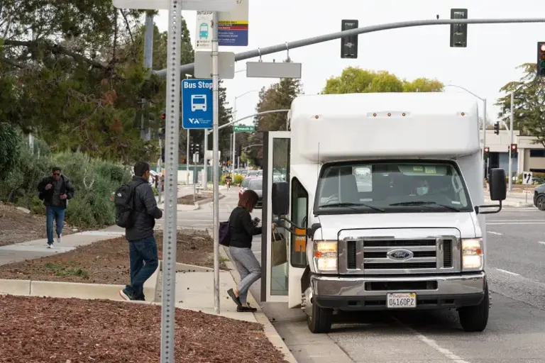 Mountain View approves new rules to cut down on traffic