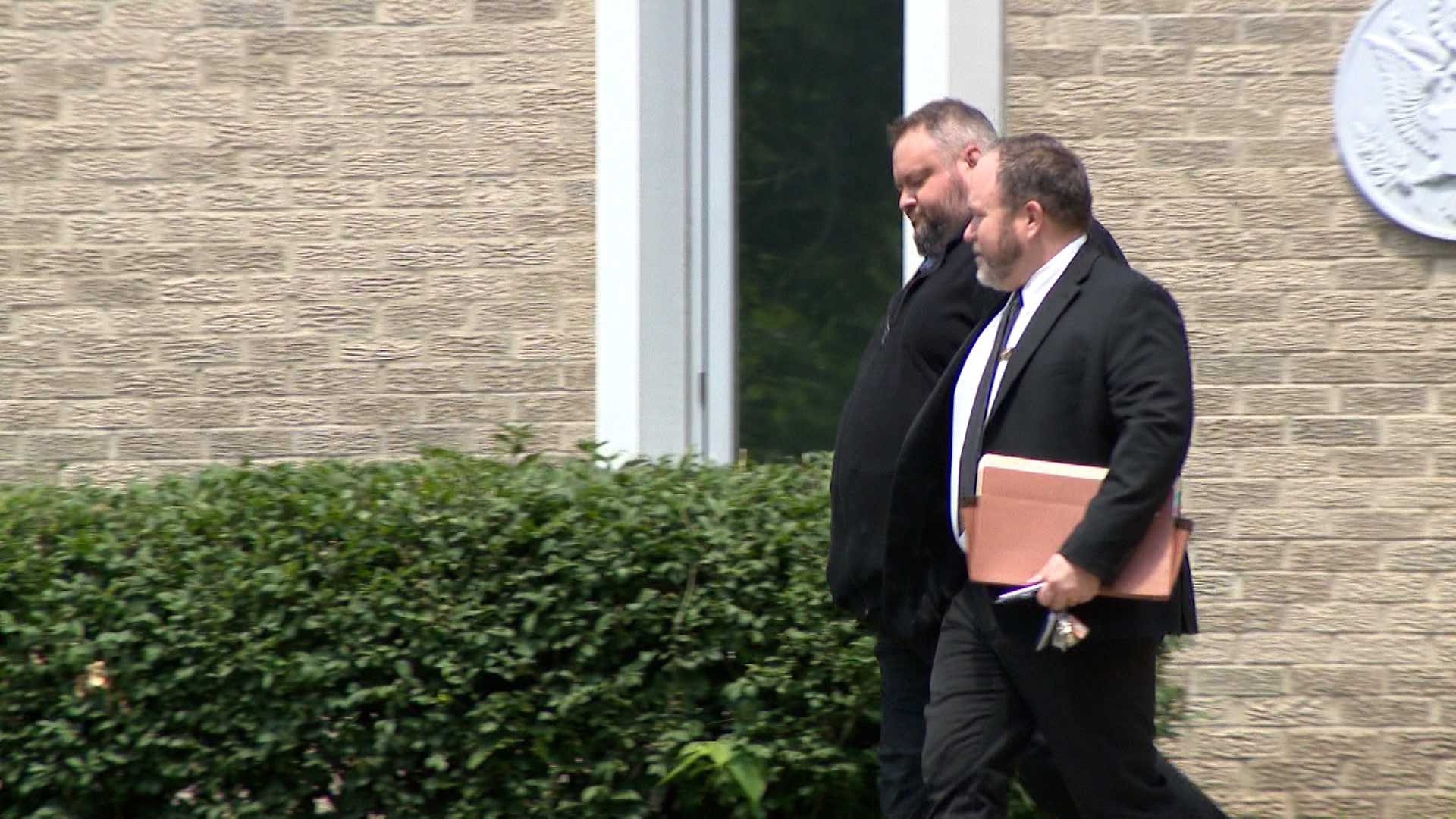 Former Kentucky FOP vice president pleads guilty to wire fraud