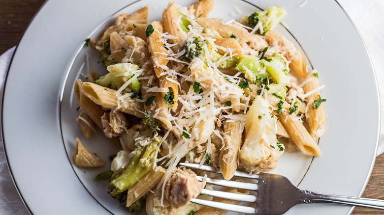 Healthy tuna noodle casserole recipe