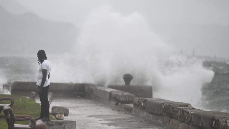 How much hurricane-force wind can a house take before blowing down ...