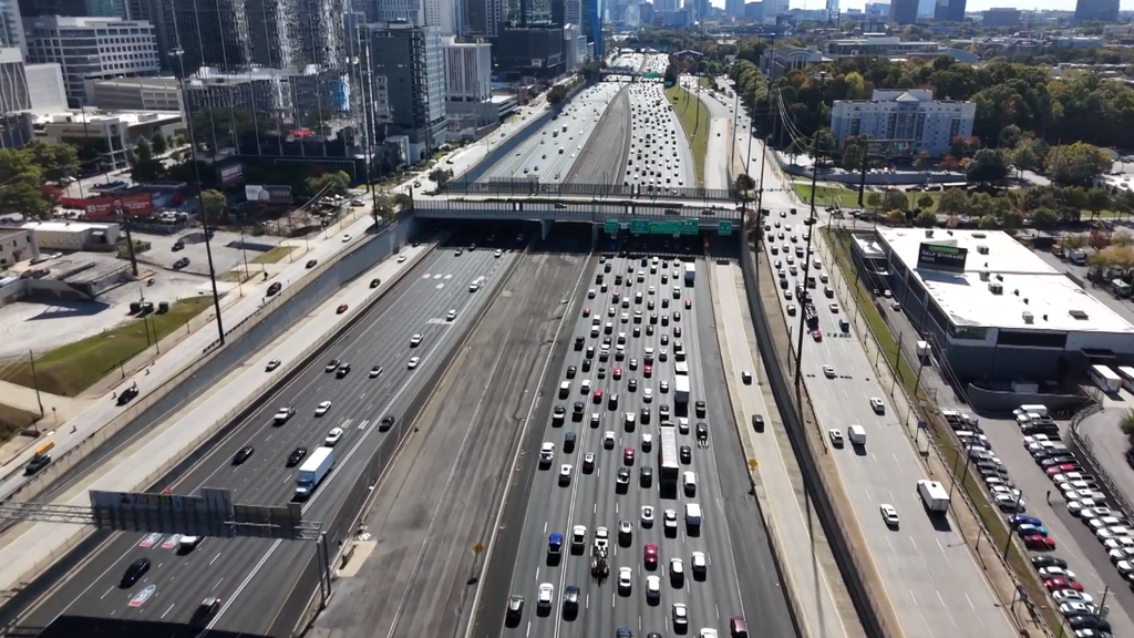 ParkMobile study finds majority of fans plan to use personal cars to ...