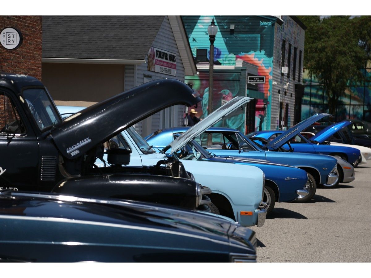 What's on Windsor: Golden Girls pub crawl, classic cars, fireworks and more
