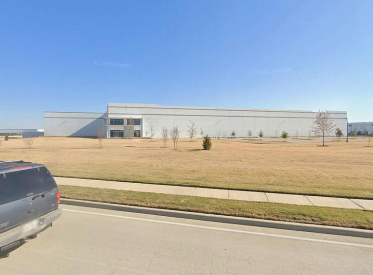 Canadian firm investing big in North Texas with 1,700 jobs