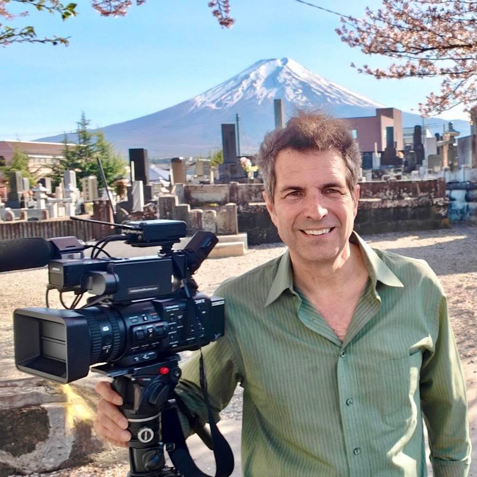 'CBS Evening News' cameraman who collapsed on air was deployed from ...