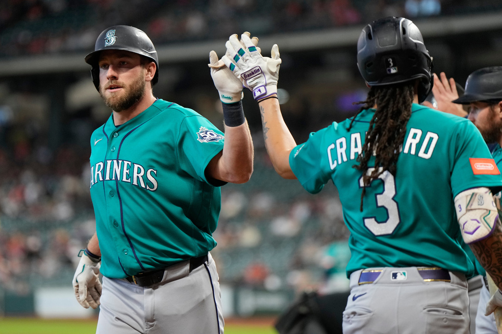 Luke Raley hits 3-run home run, Garver hits his 1st of the season and ...