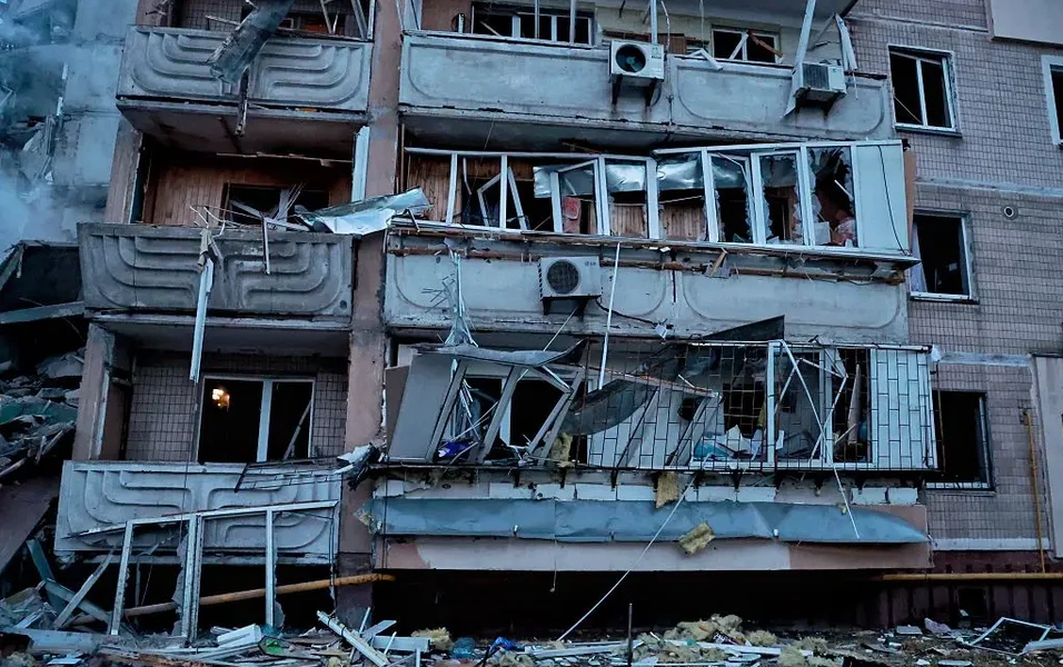 Deadly Russian missile and drone strike devastates Kyiv